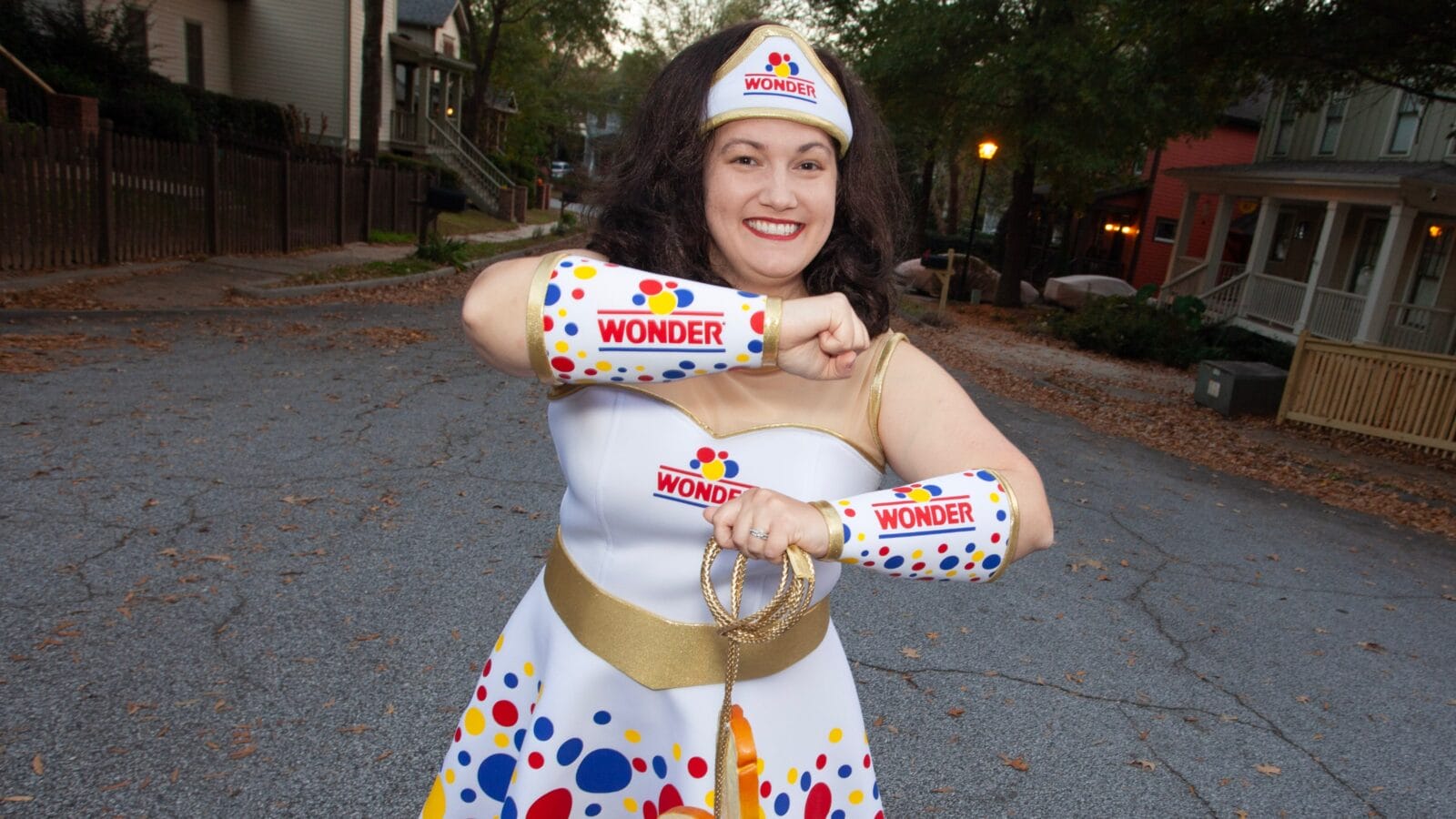 How To Make A Wonder Woman Costume (Wonder Bread) - Dips and Trips